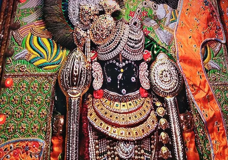 Dwarkadhish Temple द्वारकाधीश मंदिर - SAASJ